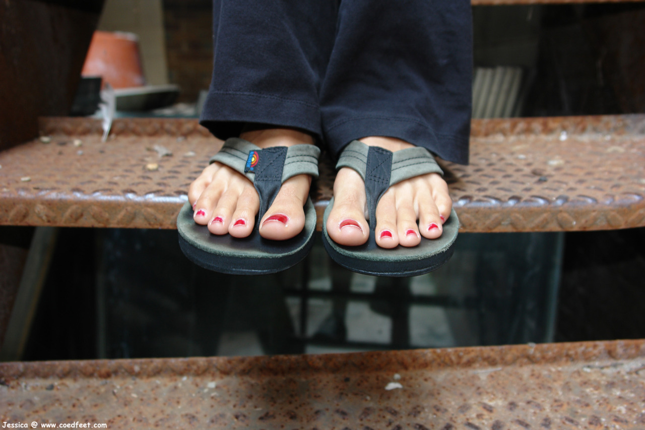 Lovely Feet Toes Footfetish (4 photos) Sexy Feets - Celeb Feets