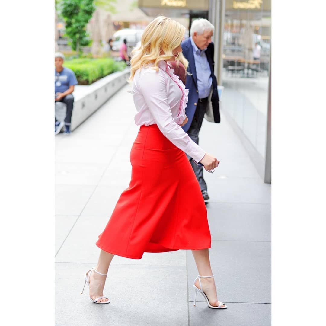 Chloe Grace Moretz Prettyfeet Feet Toes 20 Photos Sexy Feets Celeb chloe-grace-moretz-prettyfeet-feet-toes-20-photos-sexy-feets-celeb