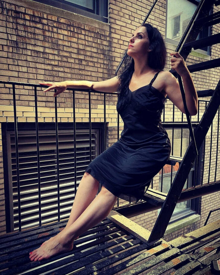 Molly Crabapple Feet Sexy Feets - Celeb Feets