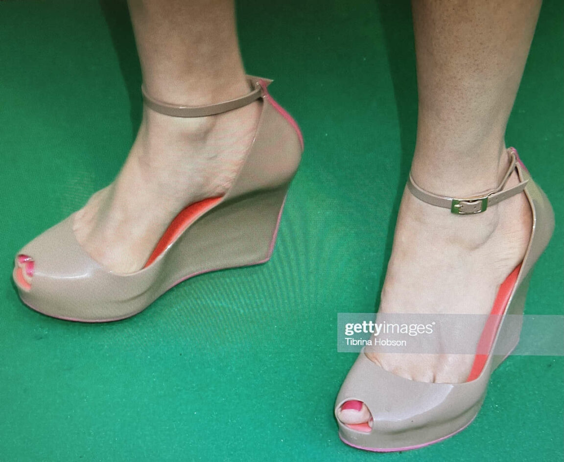 Cory Oliver Feet (7 photos) Sexy Feets - Celeb Feets
