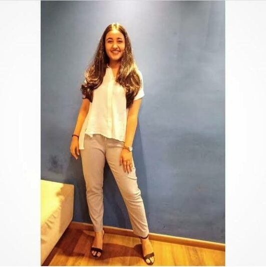 Revathi Pillai Feet (13 images) Sexy Feets - Celeb Feets