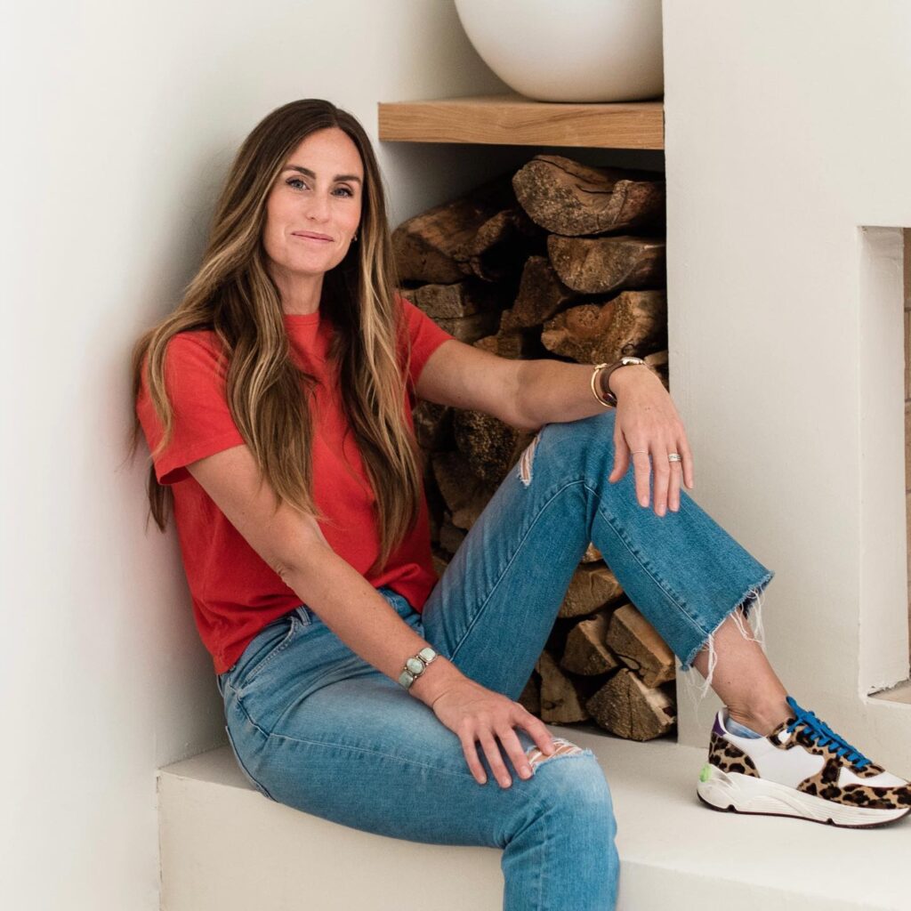 Kim Wolfe Wiki, Age, Husband, Children, Career and Net Worth 2022 ...