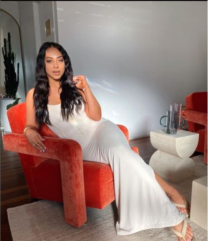 Everything you need to know about Instagram diva Emilee Hembrow – Celebrity