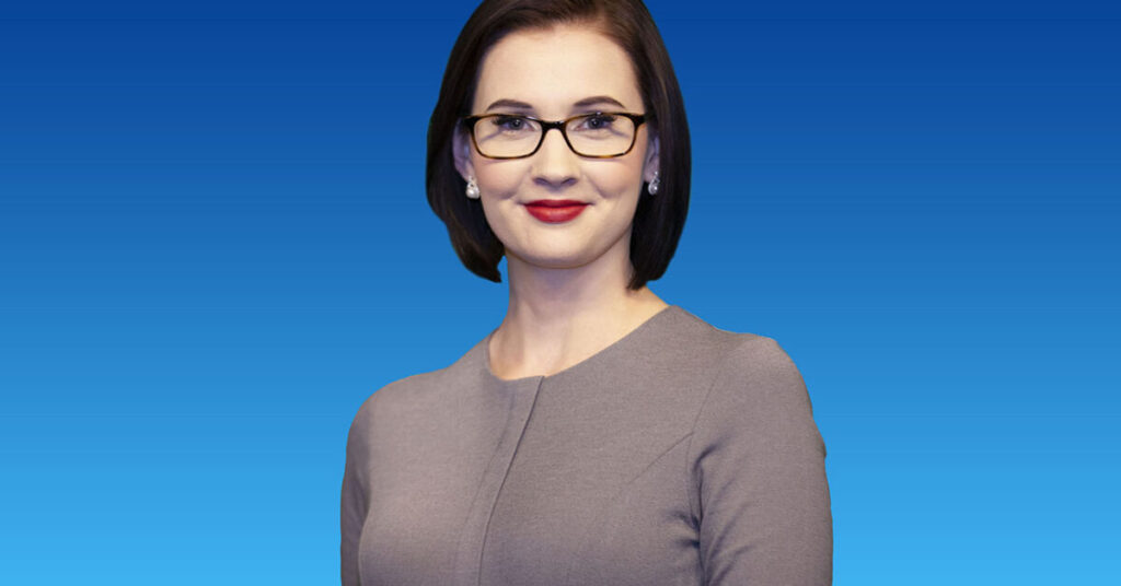 Kelly Reardon FOX, Bio, Age, Height, Family, Husband, Salary, Net Worth ...