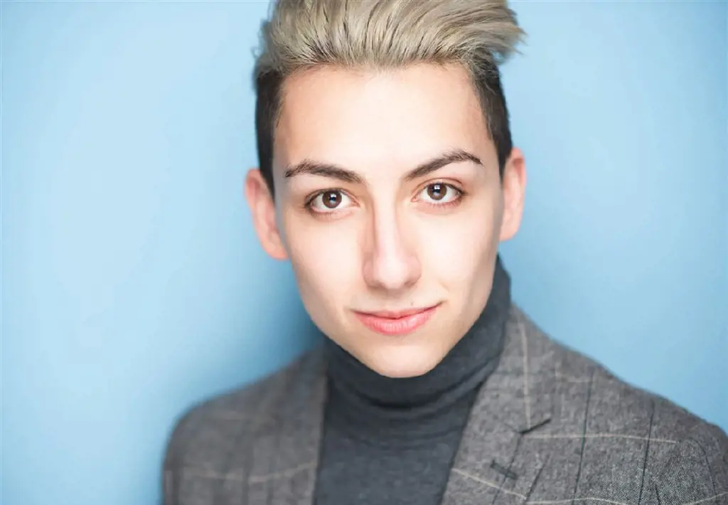 Mason Alexander Park Addresses Gender Questions! Relationship with ...