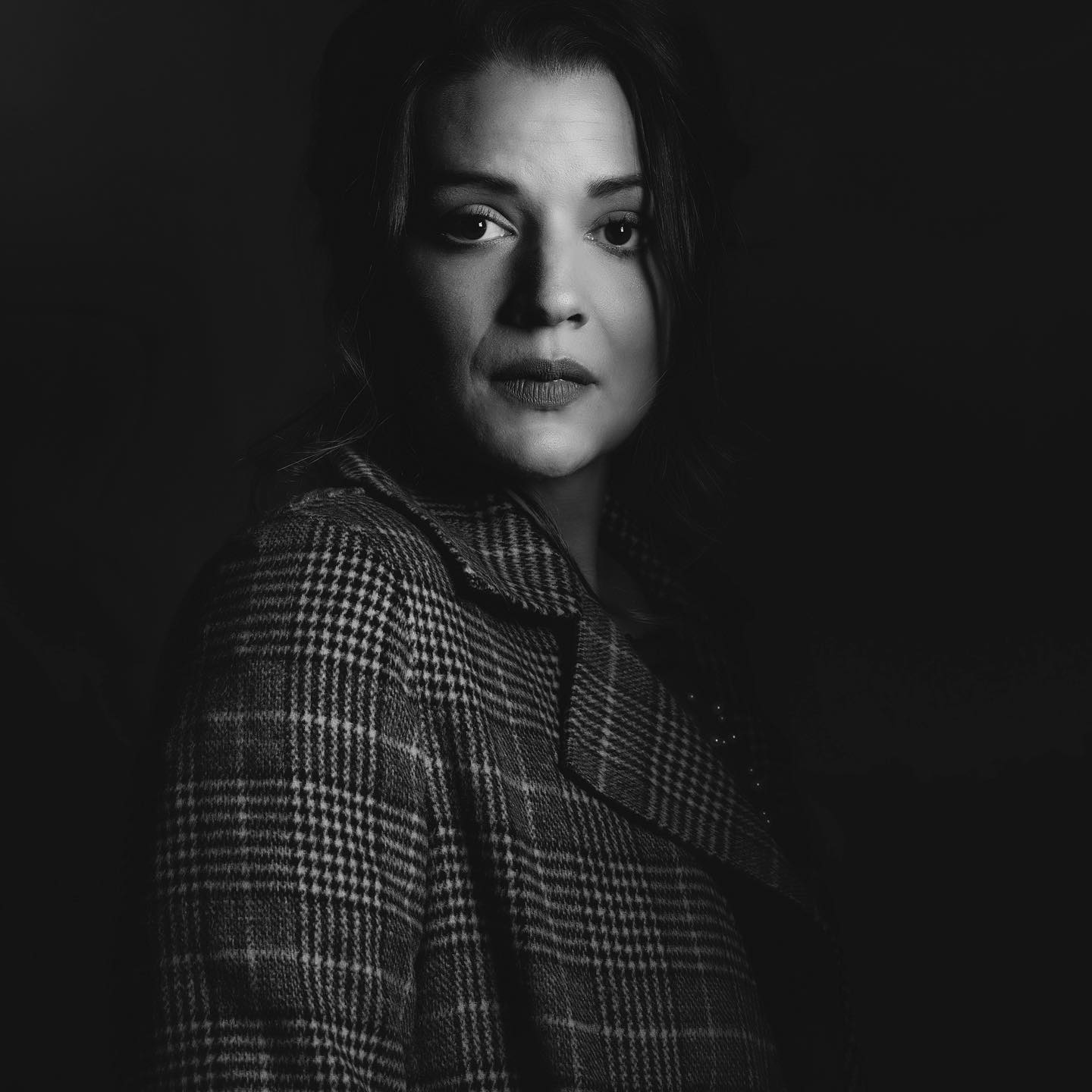 Kimberly Sustad is the wife of her husband and mother of beautiful ...