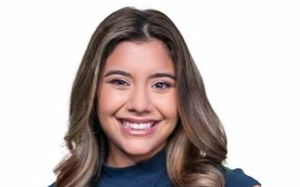 Crystal Martinez (KNWA-TV), Bio, Age, Height, Weight, Husband, Family ...