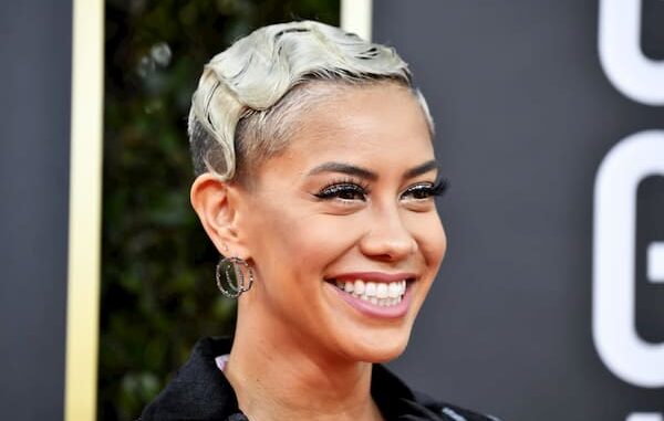 Sibley Scoles Bio, Age, Height, Family, Boyfriend, Height, Net Worth ...