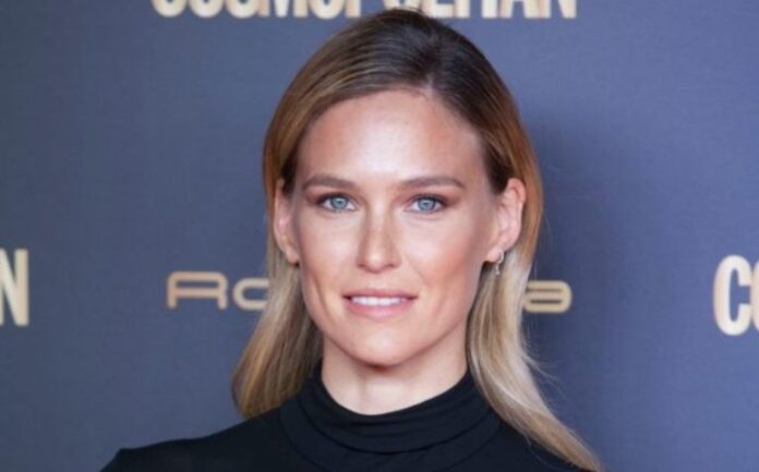 Kate Norley Military, Married, Husband, Bio, Wiki • Celebily | Celebrity