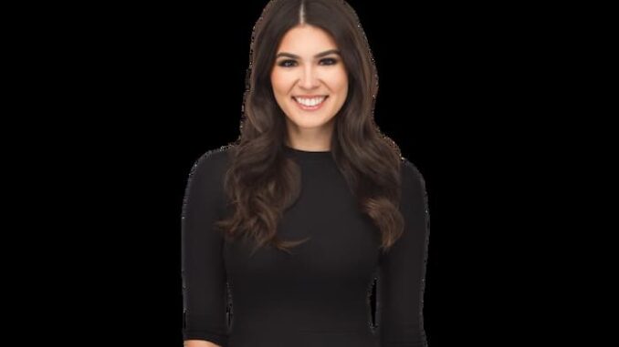Cathy Kelley Bio, RAW Brand, Age, Height, Partner, Family, Net Worth ...