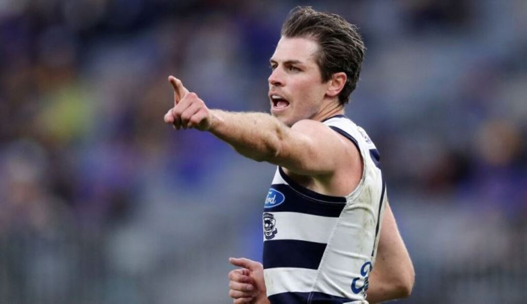 Isaac Smith Siblings: Does Isaac Smith Have Siblings? – Celebrity