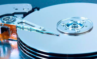 Recuperar archivos de un disco dañado o una computadora muerta ...